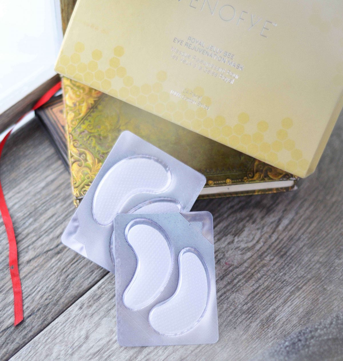 5 Ways to Reduce the Visibility of Eye Wrinkles | Venofye Eye Serum